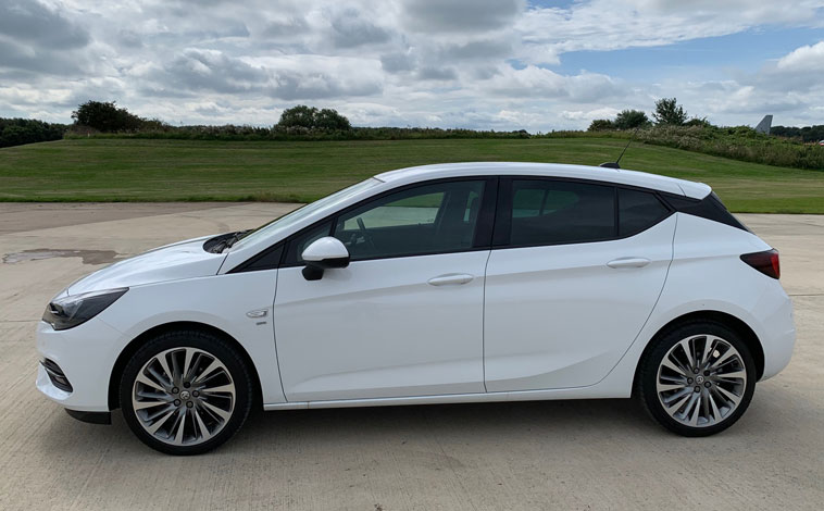 The Vauxhall Astra test drive and review - Carjourno