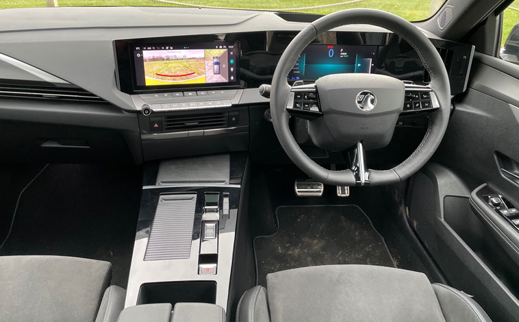 The Vauxhall Astra test drive and review - Carjourno