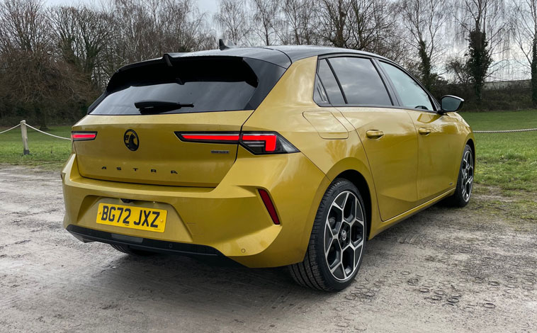 The Vauxhall Astra test drive and review - Carjourno